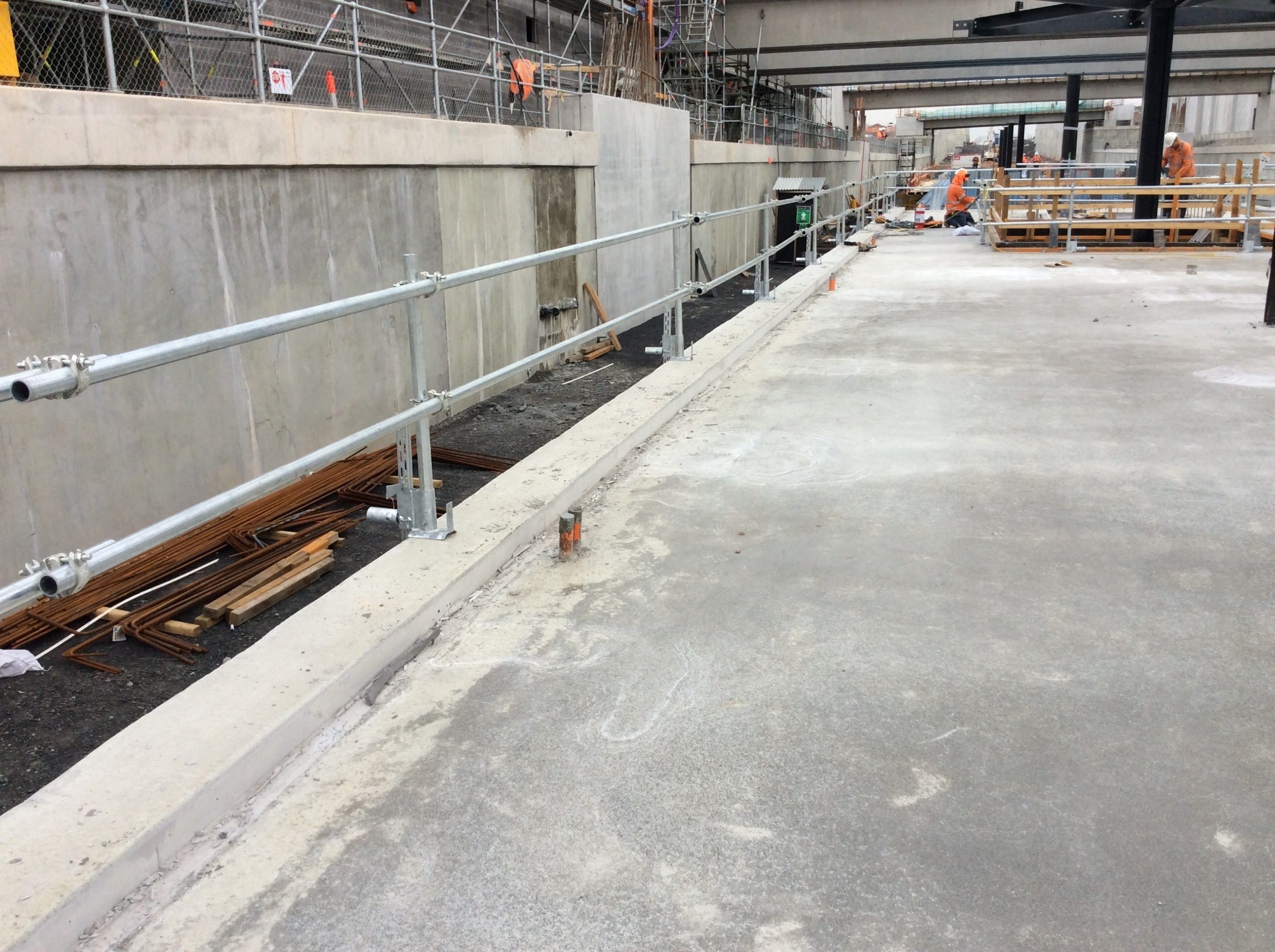 King Klampz Edge Protection System | SafeSmart Access